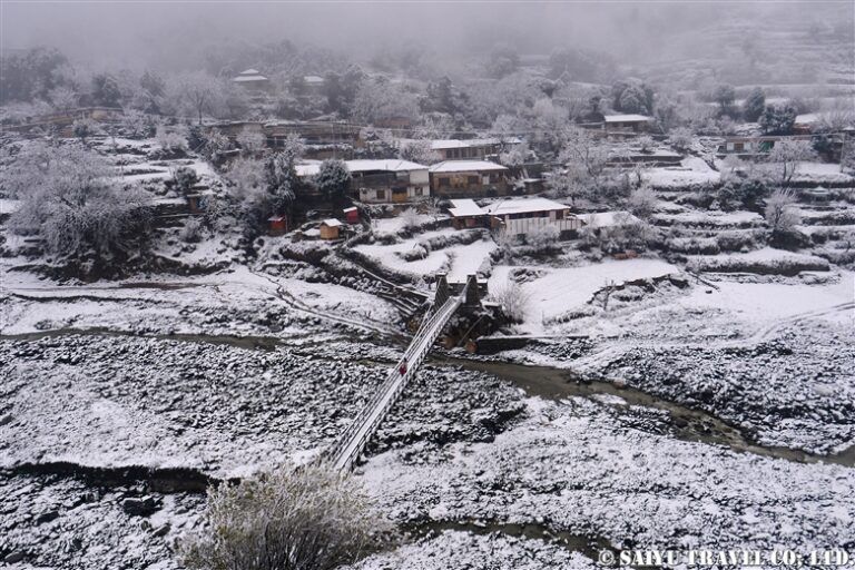 Lowari Pass: A Trip Down Memory Lane in Wintery Lowari Tunnel – Re ...