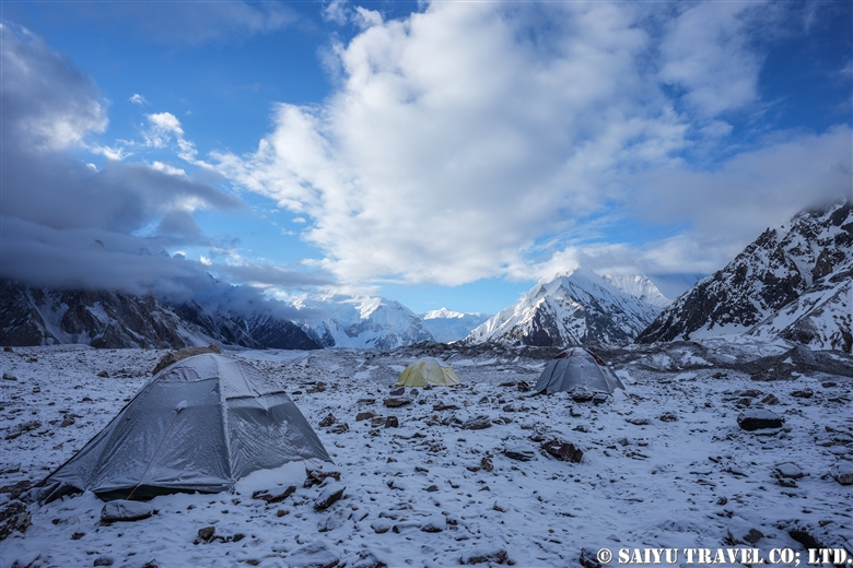 Staying in Concordia, surrounded by the high Peaks of the Karakorum: K2 ...